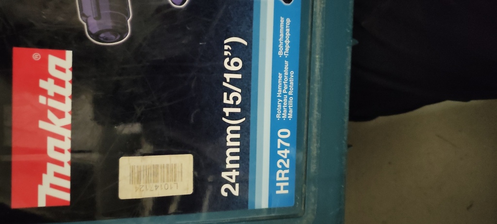 Перфоратор электрический Makita HR2470 780 Вт 2,7 Дж SDS-plus — купить ...
